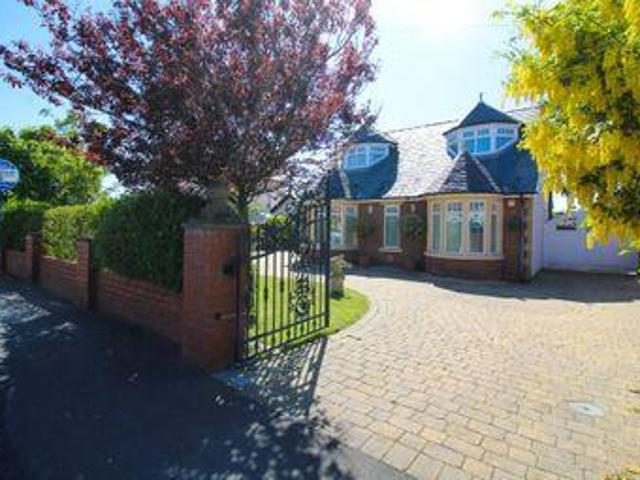 4 Bedrooms Bungalow for sale in Fleetwood Road, Fleetwood FY7