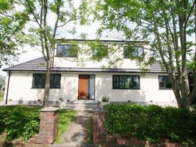 4 Bedrooms Bungalow for sale in Greenway Road, Heald Green, Cheshire SK8
