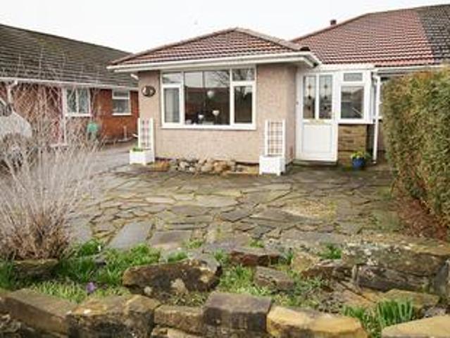 4 Bedrooms Bungalow for sale in Southover, Westhoughton BL5