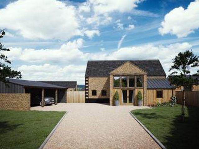 4 Bedrooms Barn conversion for sale in Claypits, Eastington, Stonehouse GL10