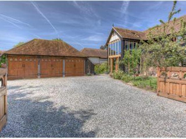 4 Bedrooms Barn conversion for rent in Highfields Mead, East Hanningfield, Chelmsford CM3