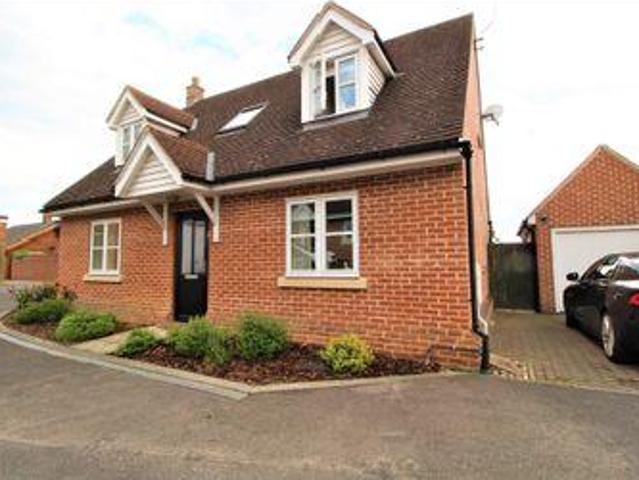 4 Bedrooms Chalet for sale in The Pippins, Dinsdale Close, Colchester CO4