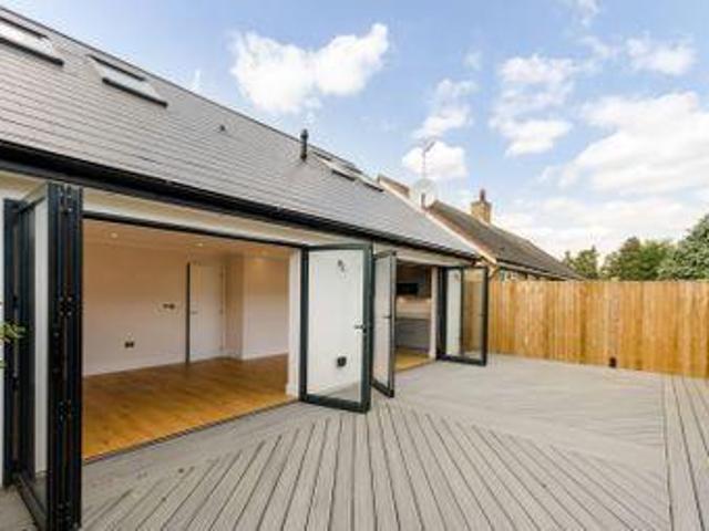 4 Bedrooms Chalet for sale in Bazalgette Close, New Malden KT3