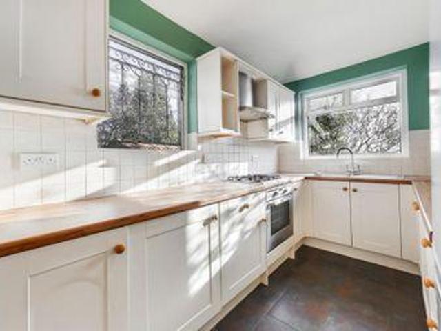 4 Bedrooms Cottage for rent in The Ridgeway, London W3
