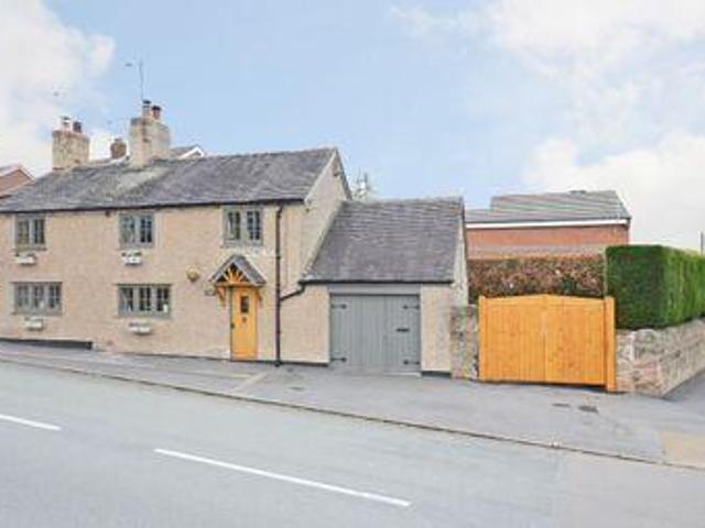 4 Bedrooms Cottage for sale in Caverswall Old Road, Forsbrook ST11