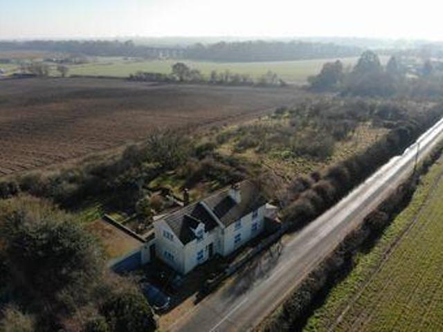 4 Bedrooms Cottage for sale in Chitts Hill, Colchester, Essex CO3