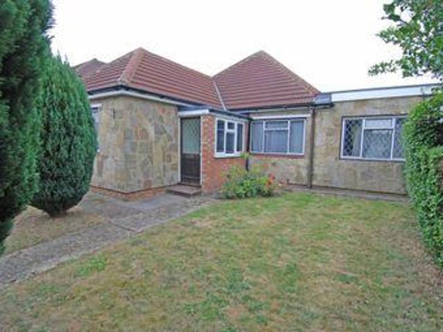 4 Bedrooms Detached bungalow for sale in New Road, Meopham, Gravesend DA13