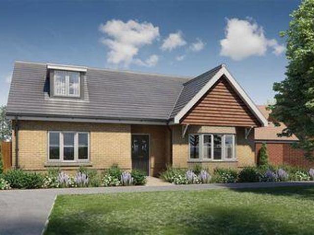 4 Bedrooms Detached bungalow for sale in Barford Road, Blunham, Bedford MK44