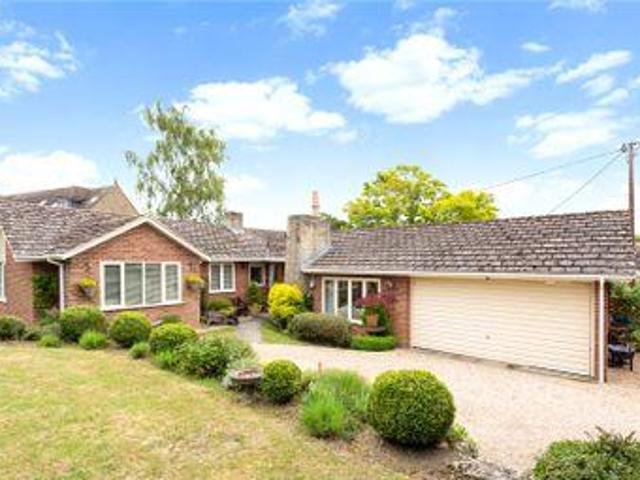 4 Bedrooms Detached bungalow for sale in Cuxham, Watlington OX49