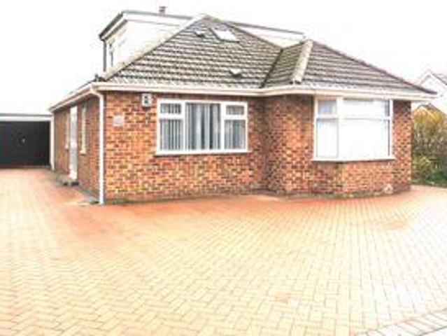 4 Bedrooms Detached bungalow for sale in Cleveley Road, Meols, Wirral CH47