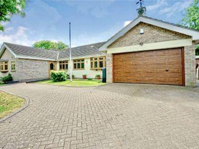 4 Bedrooms Detached bungalow for sale in Green End, Little Staughton, Bedford, Bedfordshire MK44