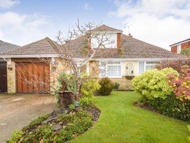 4 Bedrooms Detached bungalow for sale in Larkhill, Bexhill On Sea TN40