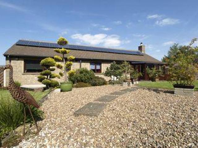 4 Bedrooms Detached bungalow for sale in Lower Haigh Head, Hoylandswaine, Sheffield S36
