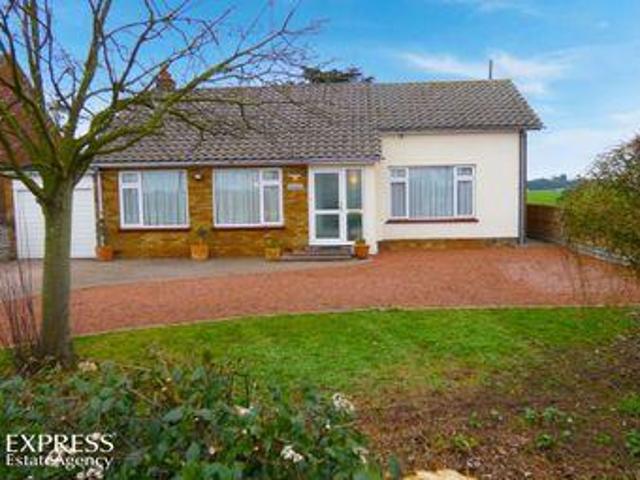 4 Bedrooms Detached bungalow for sale in Plough Road, Great Bentley, Colchester, Essex CO7