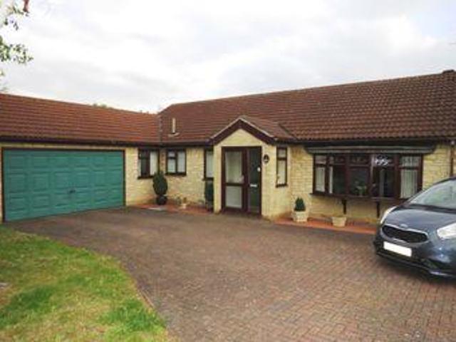 4 Bedrooms Detached bungalow for sale in Stenigot Road, Lincoln LN6