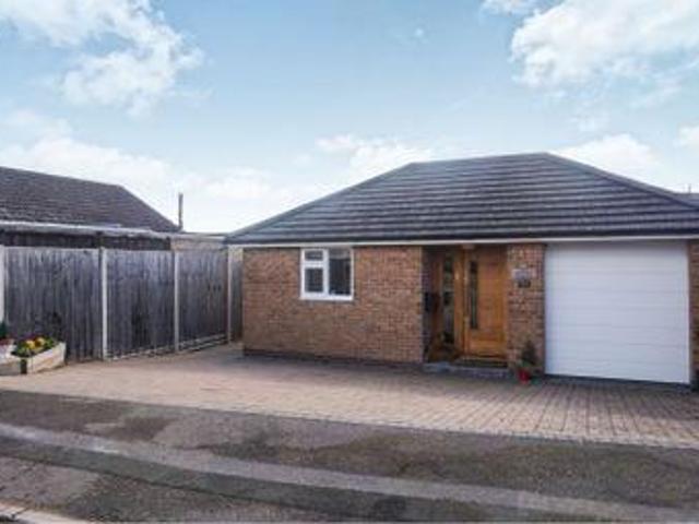 4 Bedrooms Detached bungalow for sale in Scott Close, Ravensthorpe NN6