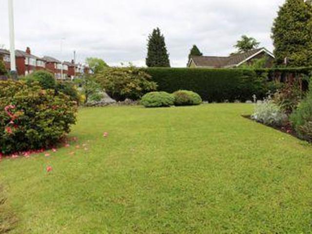 4 Bedrooms Detached bungalow for sale in Teak Drive, Kearsley BL4