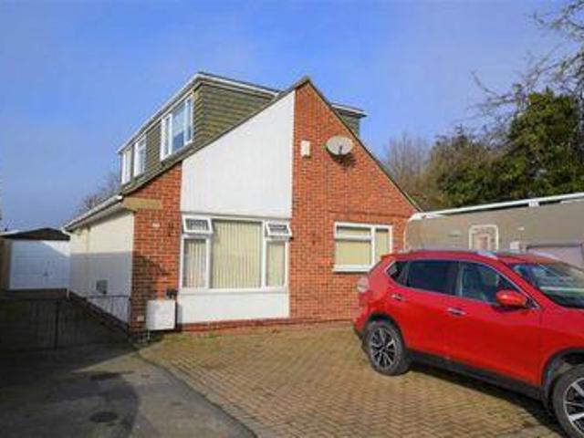 4 Bedrooms Detached bungalow for sale in Wey Close, Swindon SN25