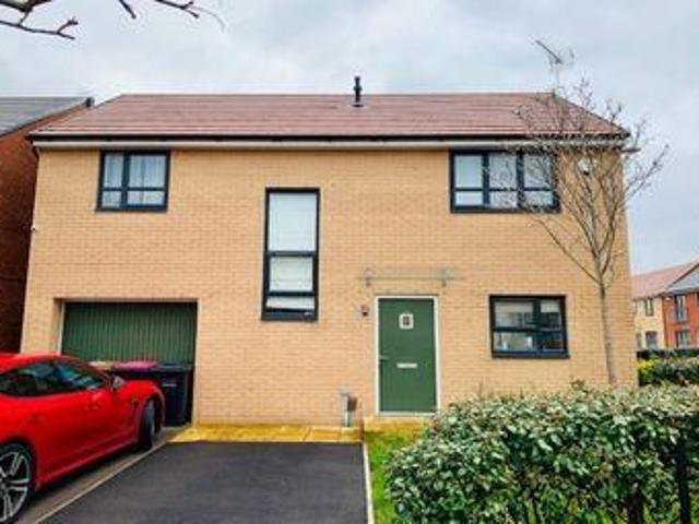 4 Bedrooms Detached house for rent in Neptune Close, Salford M7