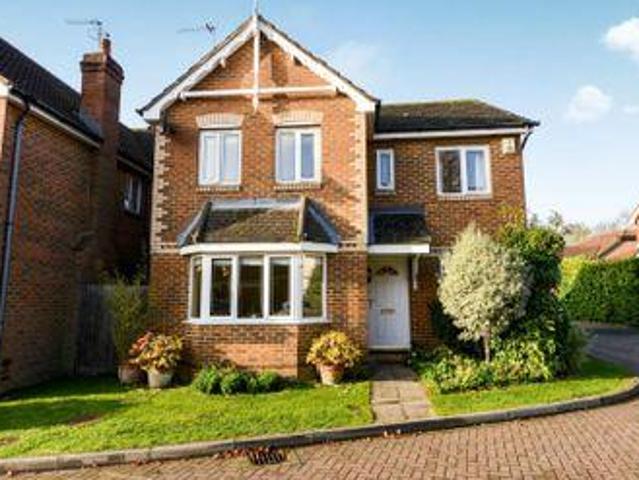 4 Bedrooms Detached house for rent in Nimrod Close, St.Albans AL4