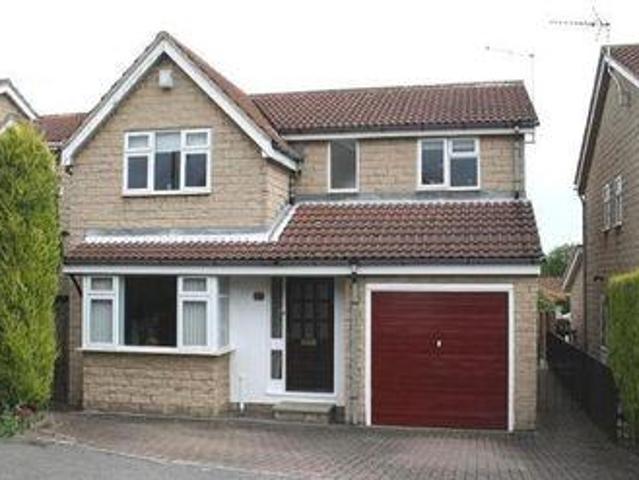 4 Bedrooms Detached house for rent in Aughton, Sheffield S26