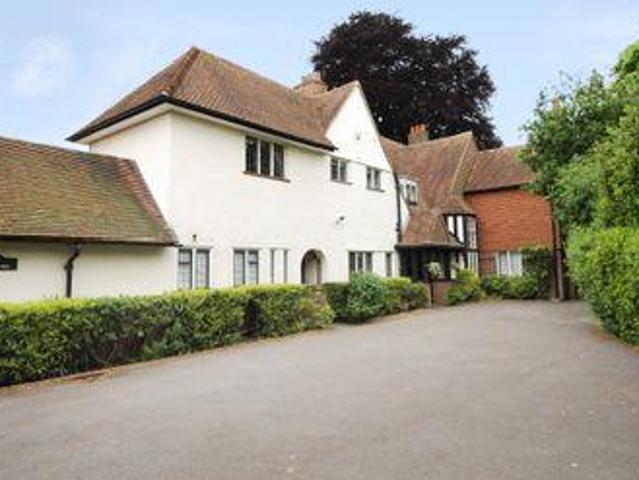 4 Bedrooms Detached house for rent in Altwood Road, Maidenhead SL6