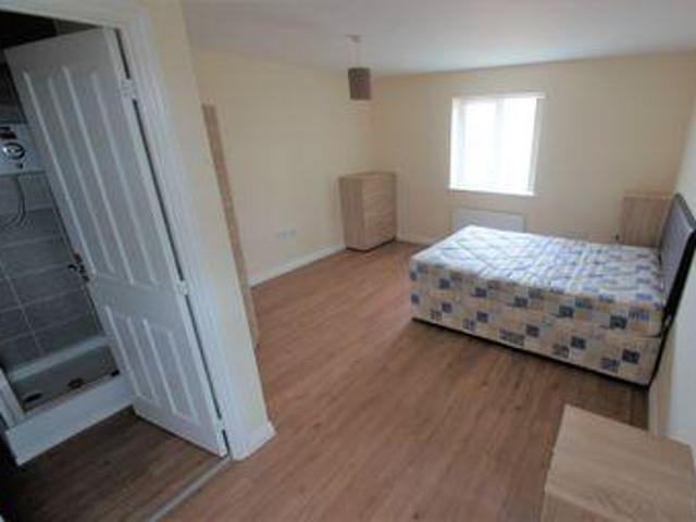 4 Bedrooms Detached house for rent in Anglian Way, Stoke, Coventry CV3
