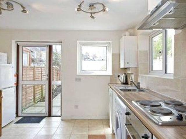 4 Bedrooms Detached house for rent in Bickersteth Road, London SW17