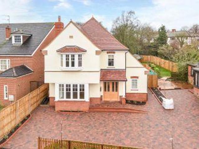 4 Bedrooms Detached house for rent in Blenheim Road, St.Albans AL1