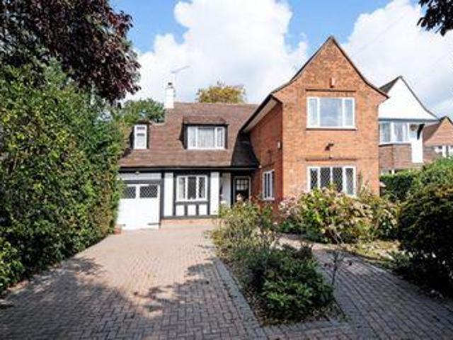 4 Bedrooms Detached house for rent in Cavendish Drive, Edgware HA8