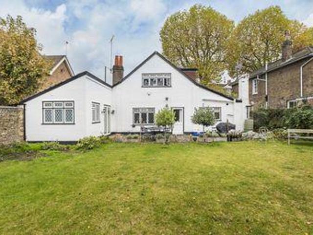 4 Bedrooms Detached house for rent in Church Street, Hampton TW12