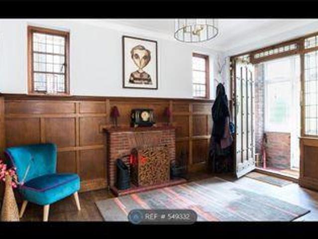 4 Bedrooms Detached house for rent in Clarence Avenue, London SW4
