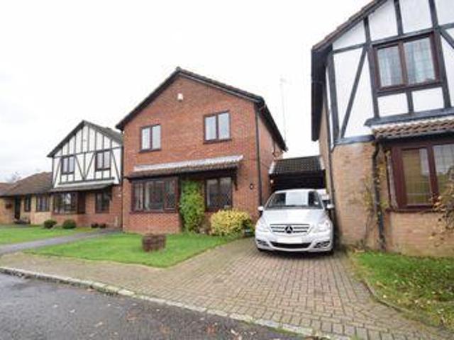 4 Bedrooms Detached house for rent in Clayfields, Penn, Buckinghamshire HP10