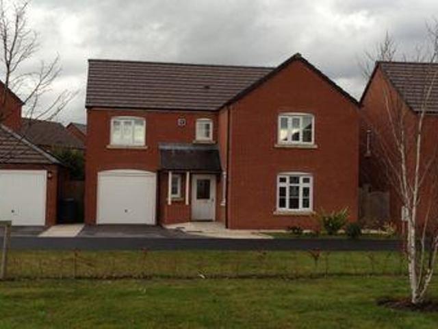 4 Bedrooms Detached house for rent in Douglas Avenue, Wesham, Preston PR4