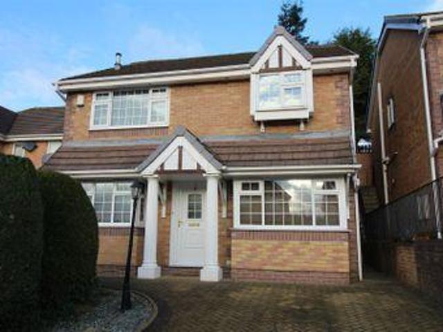 4 Bedrooms Detached house for rent in Drovers Way, Bradford BD2