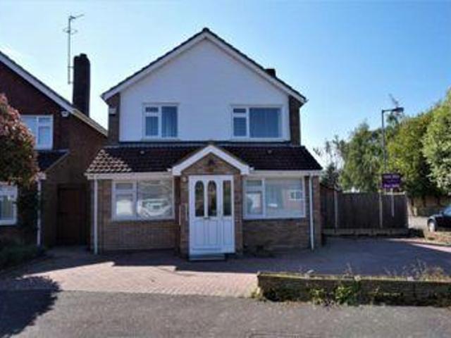 4 Bedrooms Detached house for rent in Felstead Way, Luton LU2