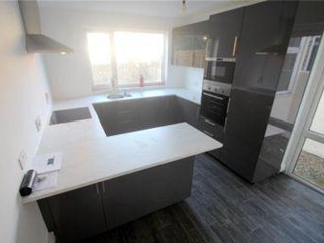 4 Bedrooms Detached house for rent in Foxcote Road, Ashton, Bristol BS3