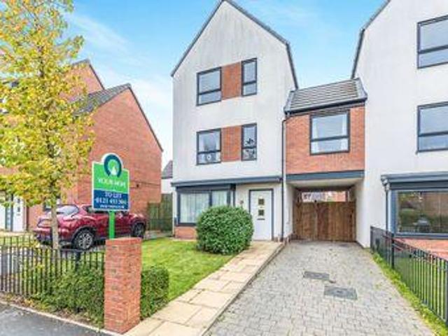 4 Bedrooms Detached house for rent in Frogmill Road, Birmingham B31