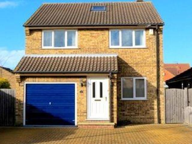 4 Bedrooms Detached house for rent in Geldof Road, York YO32