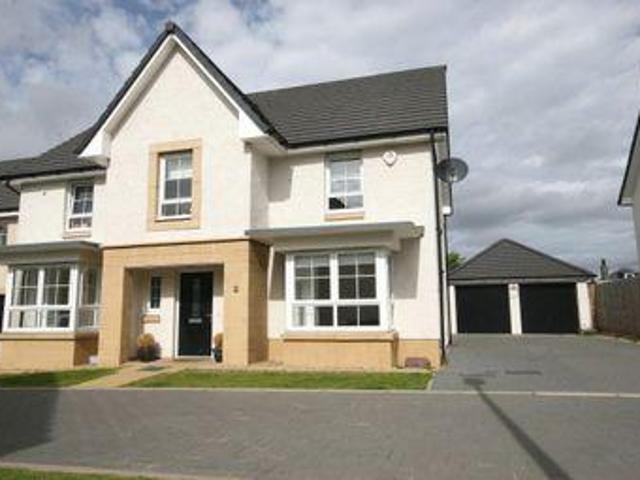 4 Bedrooms Detached house for rent in Gladhouse Place, Edinburgh EH10