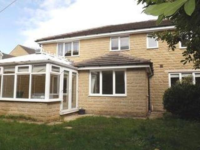 4 Bedrooms Detached house for rent in Grenoside, Sheffield S35
