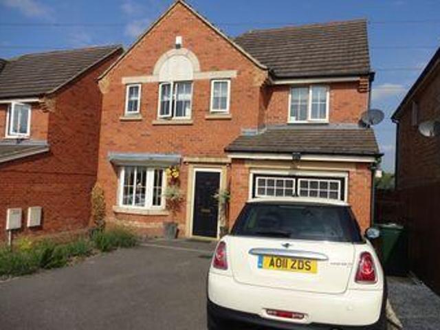 4 Bedrooms Detached house for rent in Haigh Moor Way, Swallownest, Sheffield S26