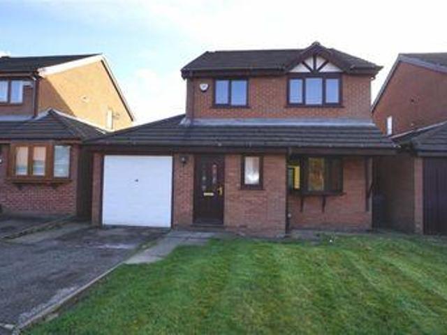 4 Bedrooms Detached house for rent in Higher Drake Meadow, Westhoughton, Bolton BL5