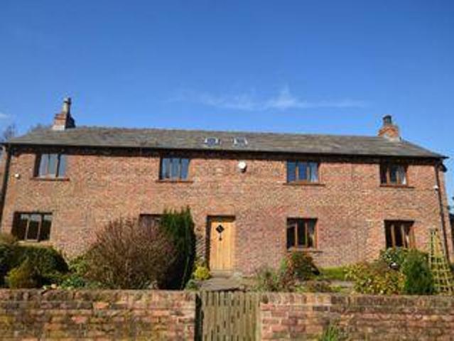 4 Bedrooms Detached house for rent in Hills Farm, Moss Lane, Moss Lane M29