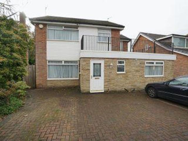 4 Bedrooms Detached house for rent in Kinloch Drive, Bolton BL1