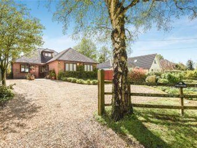 4 Bedrooms Detached house for rent in Lyeway Lane, Ropley, Alresford, Hampshire SO24