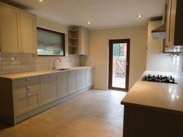 4 Bedrooms Detached house for rent in Park Road, Kingston Upon Thames KT2