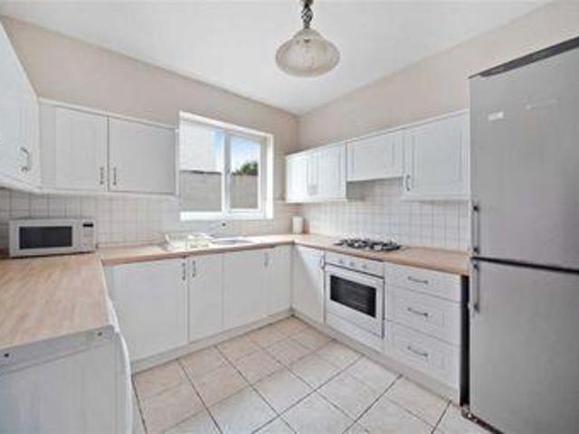 4 Bedrooms Detached house for rent in Rundell Crescent, London NW4