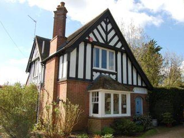 4 Bedrooms Detached house for rent in Rolvenden Road, Benenden, Cranbrook TN17