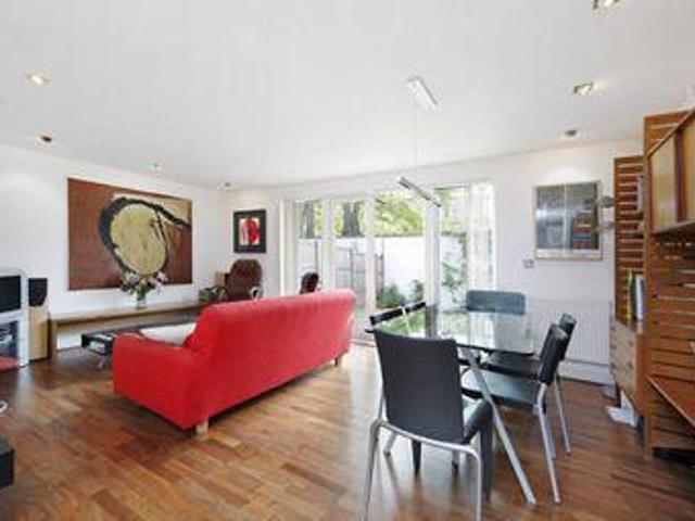 4 Bedrooms Detached house for rent in Stane Grove, London SW9